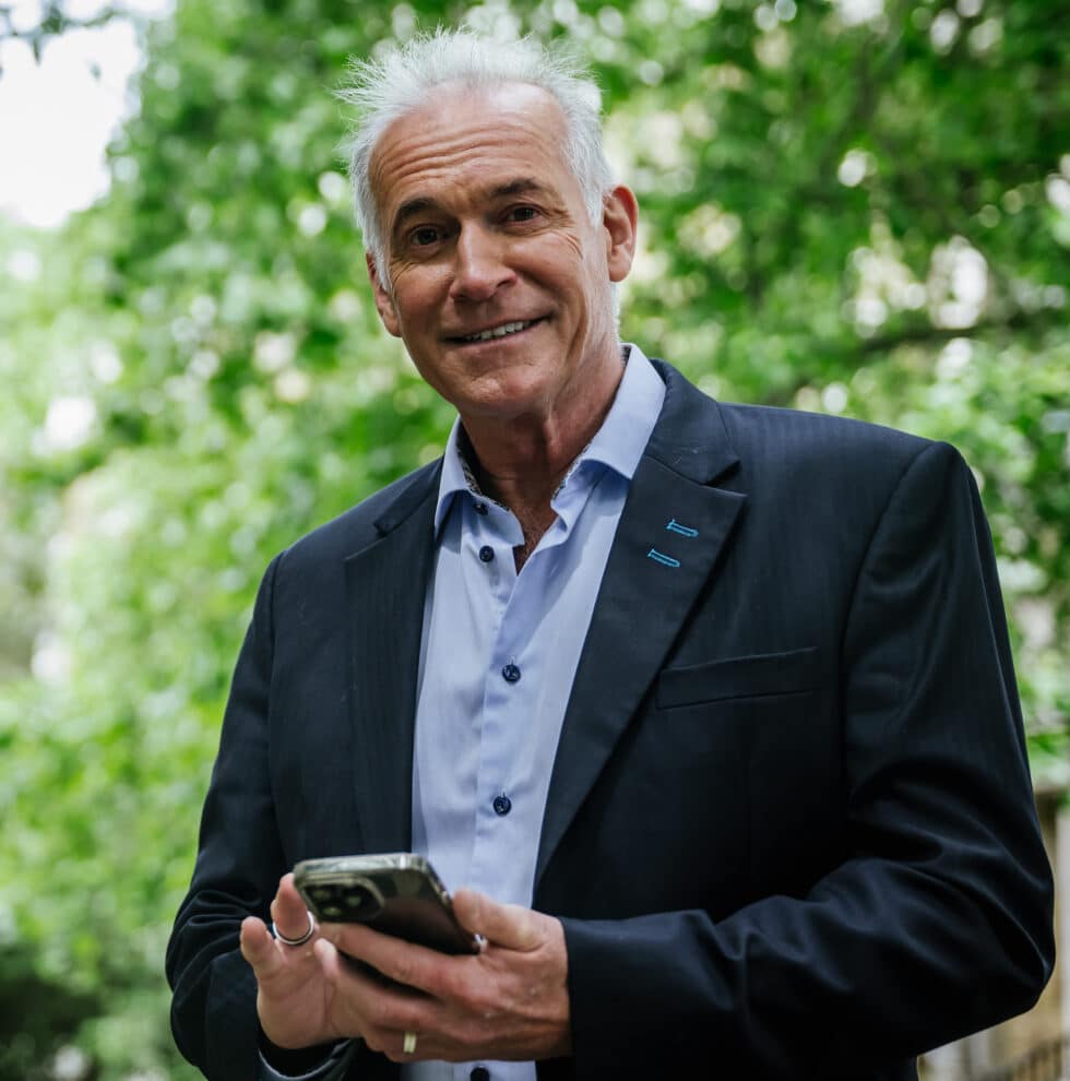 Contact Dr Hilary Jones